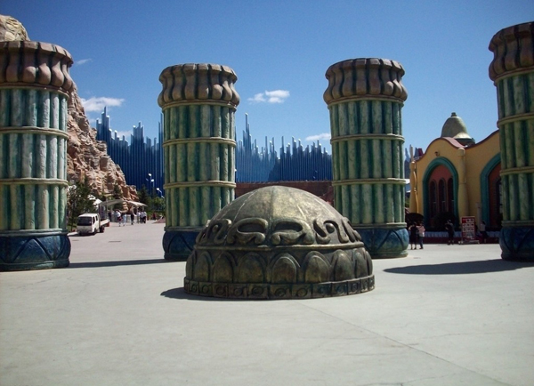 Photo, Image & Picture of Changchun Film Studio Pillar