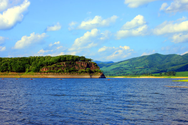 Photo, Image & Picture of Jilin Songhua Lake Travel