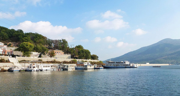 Photo, Image & Picture of China Jilin Songhua Lake