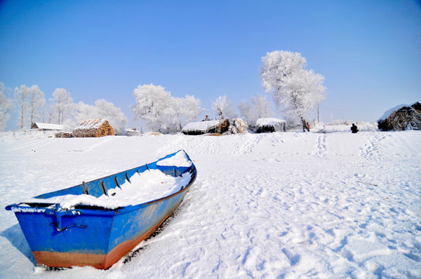 Photo, Image & Picture of Jilin Rime Ice Snow Festival Boat