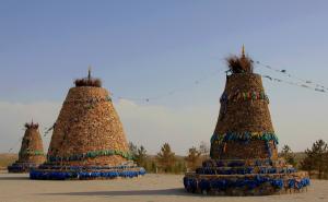 Photo, Image & Picture of Yuan Shangdu City Ruins Path